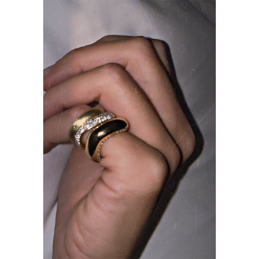 RING ILLUSION - Rainbow K